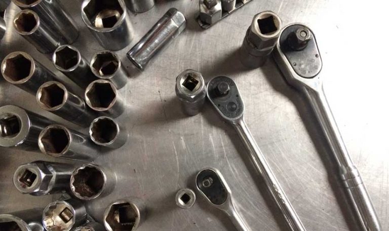 Mechanical Tools And Their Uses (Beginners Guide With Pictures)